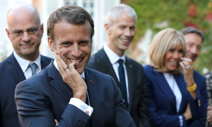 Macron muda estilo para Ato II de seu governo - Fernando Eichenberg